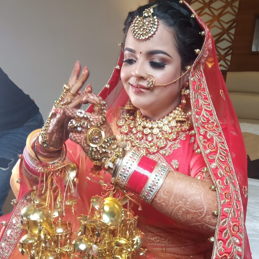 Meenu jain Makeup Artist Services, Review and Info - Olready