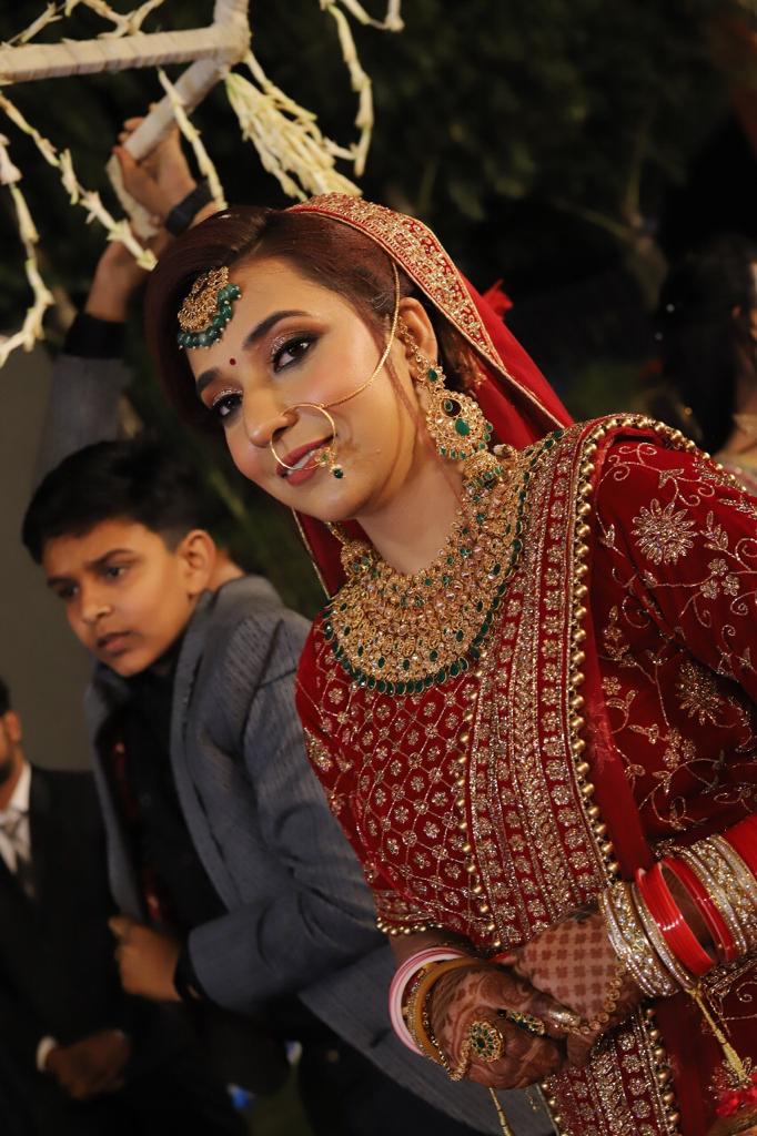 Meenu jain Makeup Artist Services, Review and Info - Olready