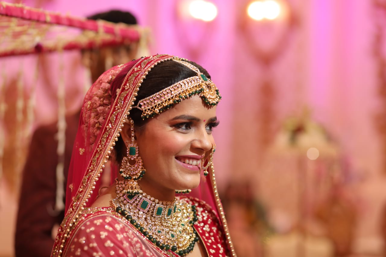 Meenu jain Makeup Artist Services, Review and Info - Olready